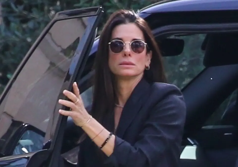 Sandra Bullock powraca po żałobie po ukochanym. Fani zachwyceni jej ...