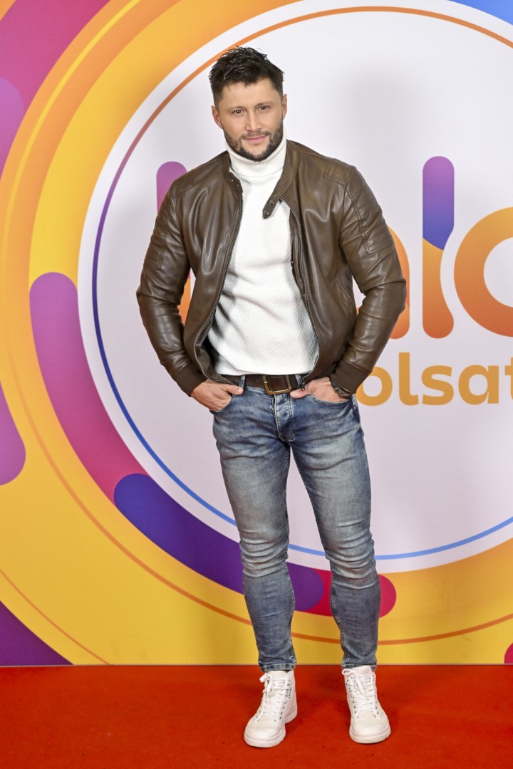 Piotr Mróz ostro o ateizmie w show-biznesie! "Nie sprzedam duszy diabłu ...
