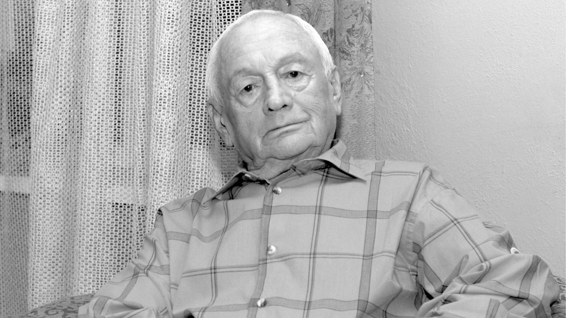 TVP tłumaczy się z ożywienia postaci Lucjana Mostowiaka | Kozaczek ...