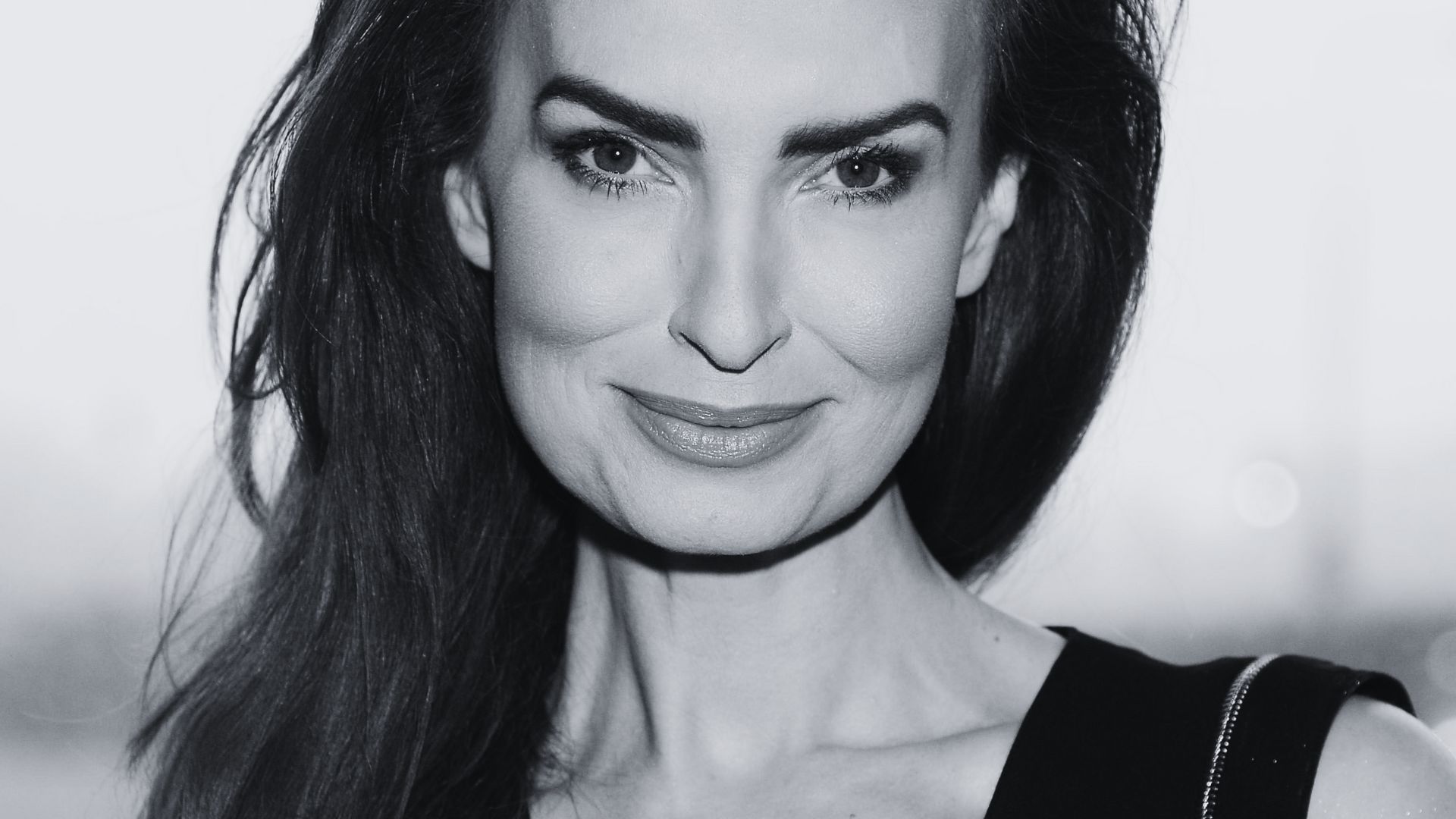 نیکول آنیستون و مایک آدریانو